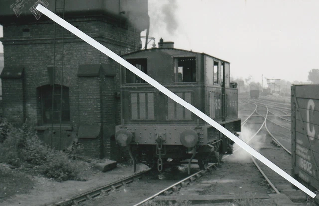 A VIEW OF unclassified LNER loco no 63 at lowestoft in c1950s EUR 1,75 ...