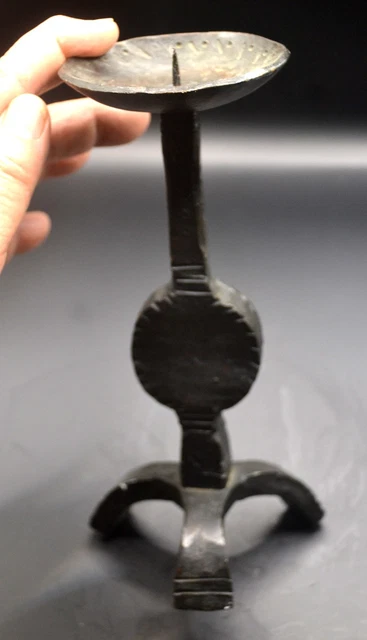 BOUGEOIR TRIPODE FER forgé années 50 , design brutaliste néogothique ...