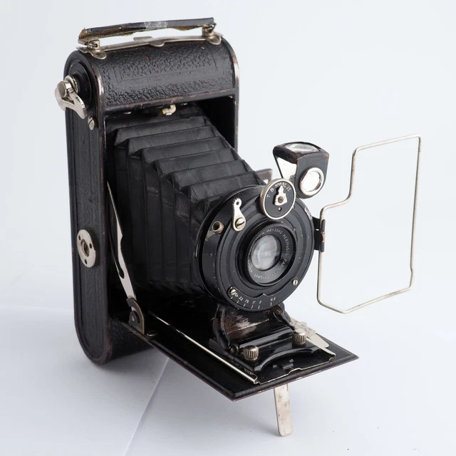 FOLDING CAMERA, HERMAGIS Paris Anastigmat Magir 105 mm f/6.3 lens EUR ...