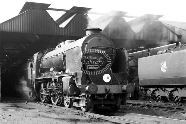 PHOTO BR British Railways Steam Locomotive Class V 30929 Bricklayers ...