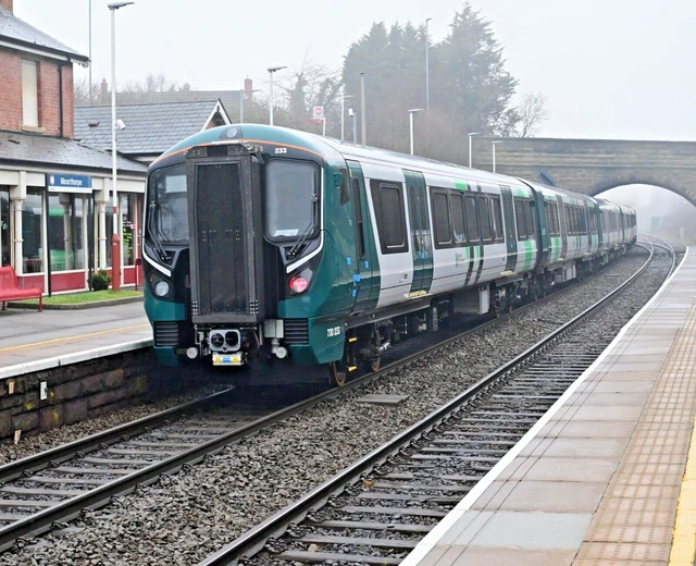 CLASS 730 NO 730233 at moorthorpe £1.20 - PicClick UK