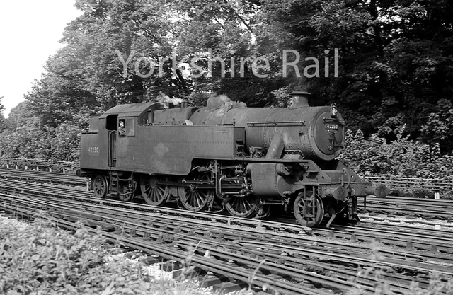 ORIGINAL RAILWAY Negative | 42250 | On the Met Line 1950s + copyright £ ...