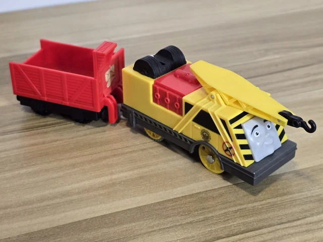 KEVIN TRACKMASTER THOMAS And Friends 2013 Motorised Train With Carriage ...