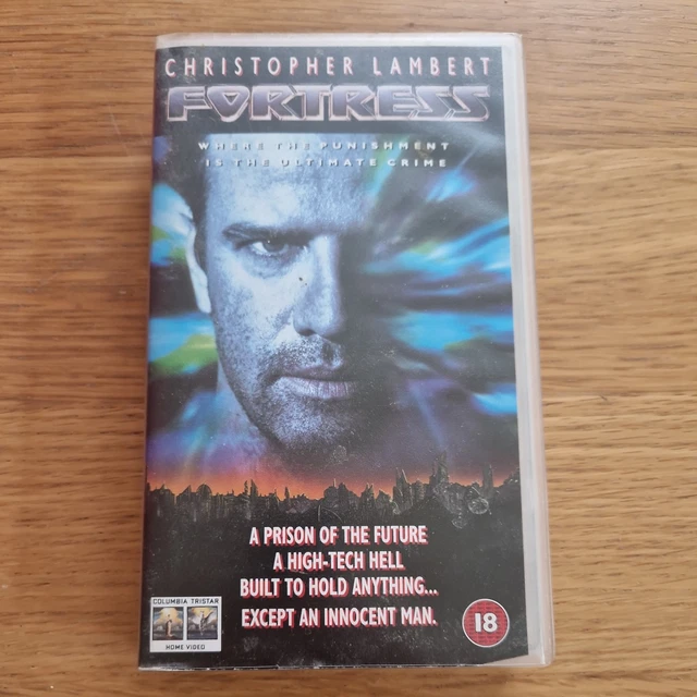FORTRESS ~ COLUMBIA VHS Video Cassette - Christopher Lambert, Kurtwood ...