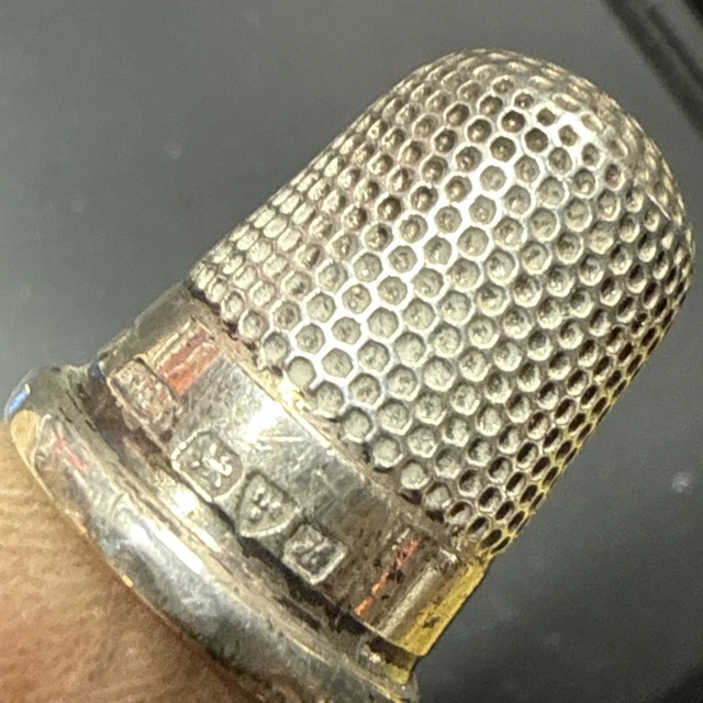 ANTIQUE STERLING SILVER Thimble English hallmarks Chester 4.1 grams £5.20 - PicClick UK