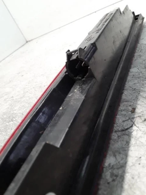 FEU ARRIERE STOP central RENAULT CLIO 2 7700844706 EUR 30,00 - PicClick FR