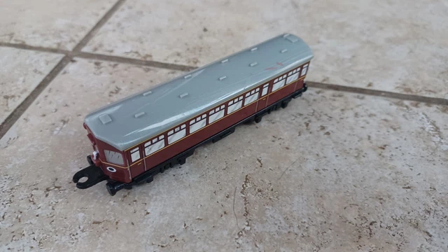 THOMAS THE TANK Engine Ertl Isabel Auto Coach. Very Rare And ...