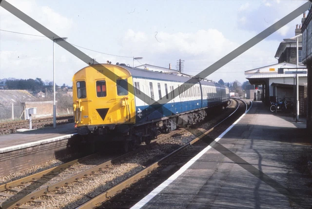 RAILWAY LOCOMOTIVE 35MM Slide – Class 205 Demu At Station 1970’S £1.99 ...