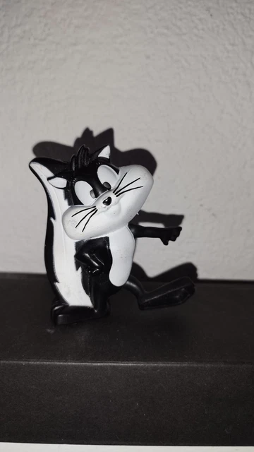 FIGURINE PÉNÉLOPE PUSSYCAT Pew Skunk Looney Tunes Mcdonald's Mcdo ...