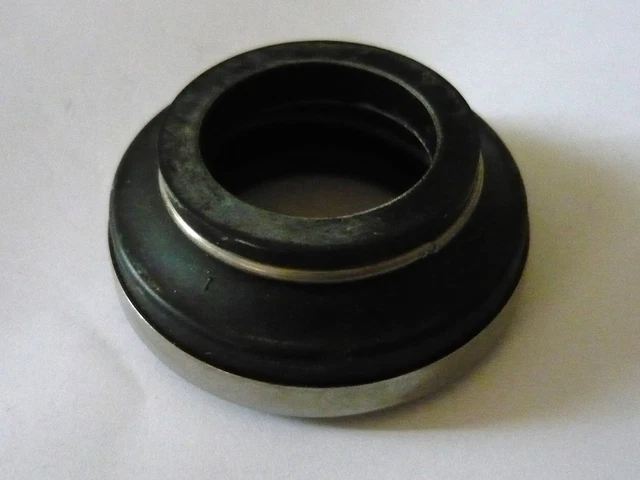 GVE30 CEFILAC JOINT FARGERE DE POMPE D.ext 54 mm POUR BONNET .... EUR ...
