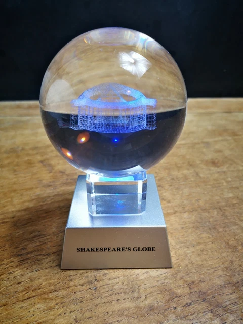 SHAKESPEARE'S GLOBE 3D Crystal Ball with Discoloration Lamp Base - £0. ...