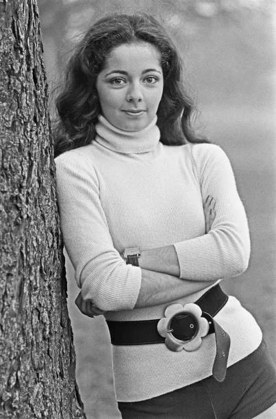 CHERRY GILLESPIE OF the dance troupe Pan's People, 1973 OLD PHOTO £5.57 ...