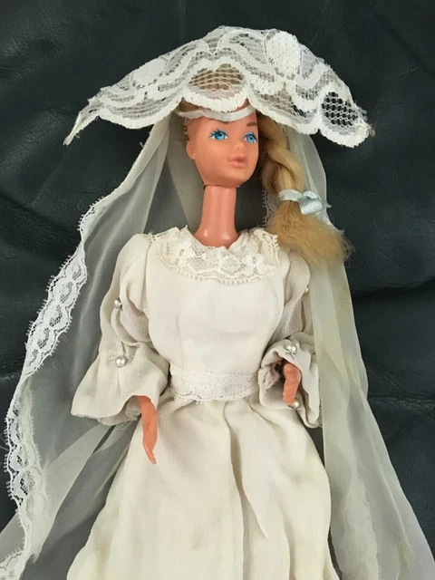 BARBIE KISSING BRIDE TNT PTR 1979 Superstar Shoulder Taiwan Pushbutton ...