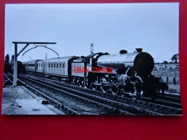 PHOTO LNER Class B17 Loco No 2839 Norwich City Br 61639 EUR 4,14 ...