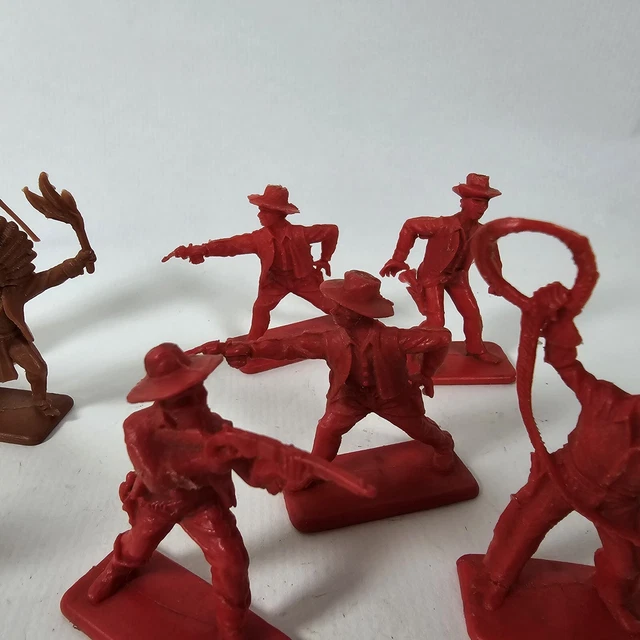 CRESCENT COWBOY INDIAN Premium Toy Daz Washing Powder Vintage 1964 £34. ...