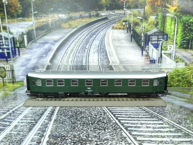 ROCO 45442 - H0 - ÖBB - Personenwagen 2.Kl. „Hechtwagen“ - EK - #62720 ...