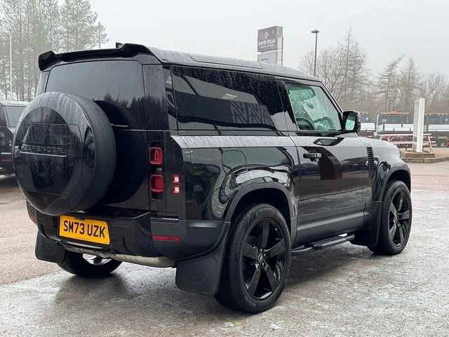 2023 LAND ROVER Defender 3.0 D250 Hard Top SE Auto PANEL VAN DIESEL ...