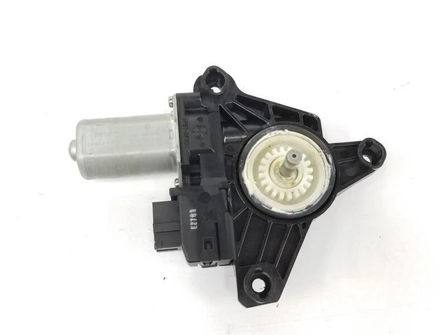 2469063100 MOTOR ELEVALUNAS trasero izquierdo para MERCEDES-BENZ CLASE ...