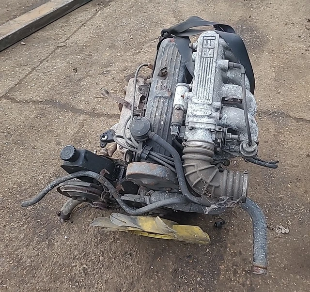 FORD SIERRA 165 Injection pinto Engine Sierra Escort Capri Granada ...