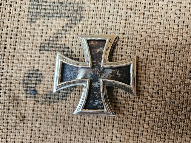 WW2 ORIGINAL GERMAN IRON CROSS EKI FRAME RELIC of 18. Armee from ...