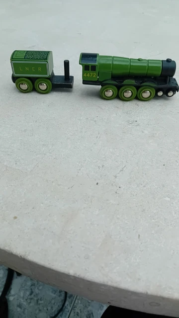 BRIO WOODEN FLYING Scotsman Train 4472 and LNER Coal Truck £8.00 ...