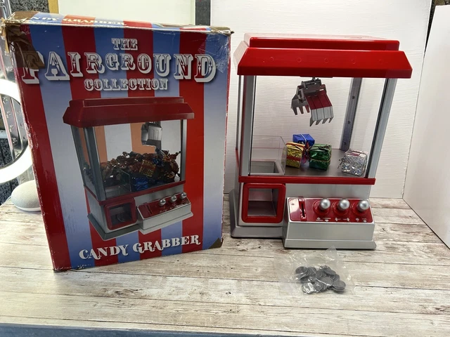 GLOBAL GIZMOS CANDY GRABBER Machine 3 Joysticks Tokens Novelty Game ...