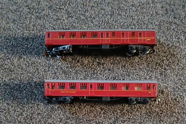 OO GAUGE TRIANG Coaches £15.91 - PicClick UK