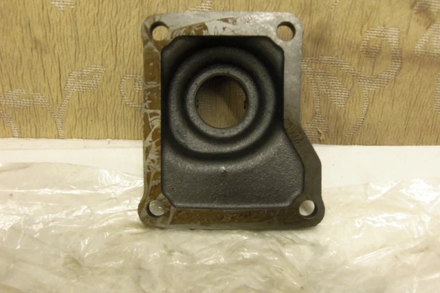 NOS GENUINE Toyota トヨタ Floor Shift Retainer Crown Rs60 Ms60 # 33570 ...