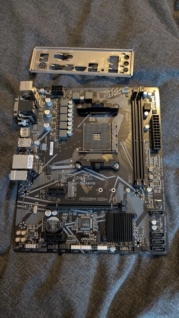 GIGABYTE A520M-S2H MOTHERBOARD £47.52 - PicClick UK
