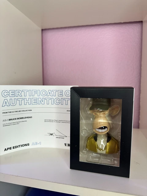 EMINEM X BORED Ape Yacht Club Bruce Bobble Head LIMITED EDITION SOLD ...
