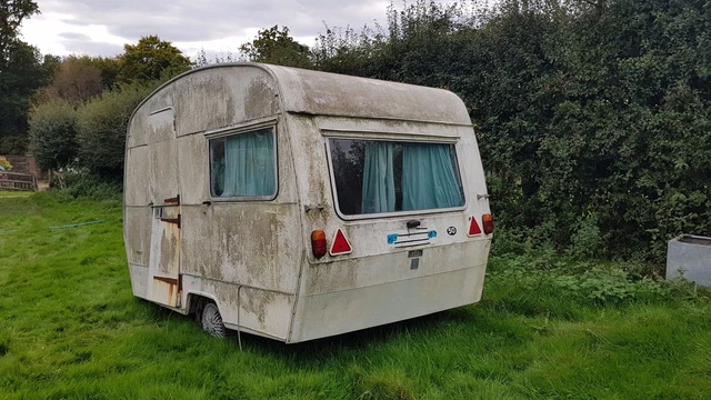 SPRITE 400 CIRCA 1970 Vintage Caravan for restoration or Spares £47.00 ...