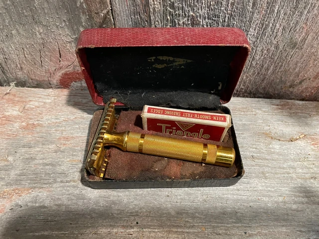 VINTAGE GILLETTE GOLD Tone Safety Razor Set in Case 1940's $20.00 ...