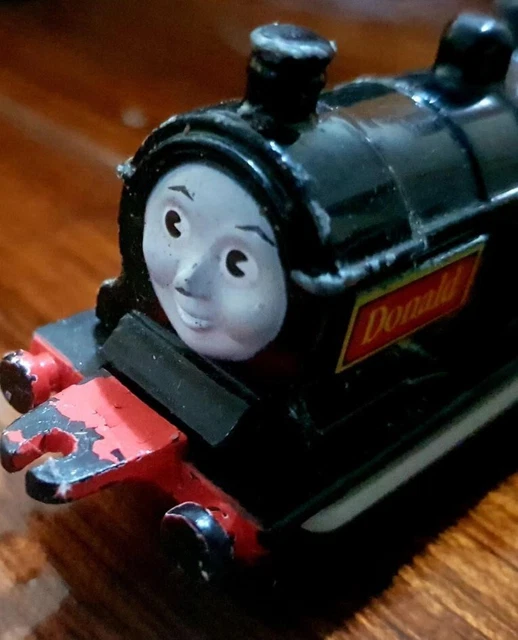 THOMAS THE TANK Engine & Friends - Douglas 1992 ETRL Toy Train Black £ ...