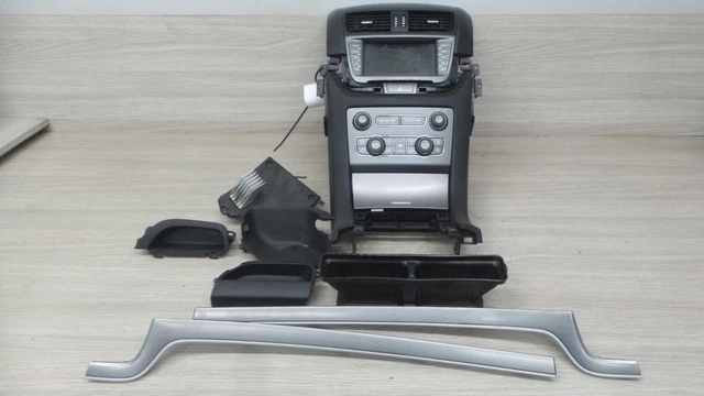 HOLDEN COMMODORE STEREO/HEAD UNIT HEAD UNIT & DISPLAY/CONTROL PANEL ...