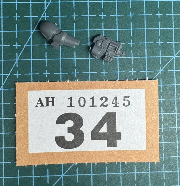 SPACE MARINE BOLT Pistol Weapon Arm Hand Sergeant Mark 4 Mk IV Heresy ...