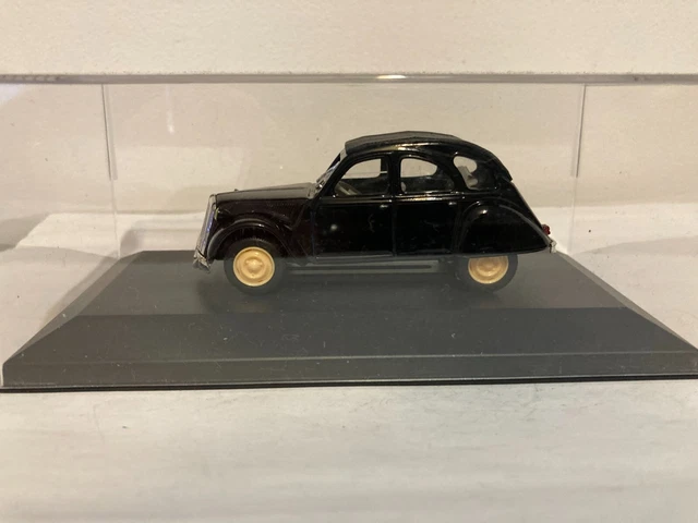 1/43 CITROEN 2CV 6 Calandre Traction 1986 Norev TBE + boite vitrine ajoutée EUR 5,50 - PicClick FR
