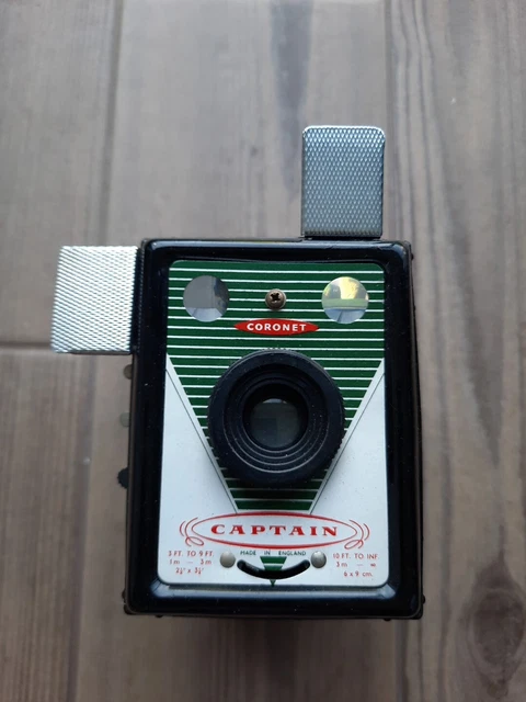 CORONET CAPTAIN BAKELITE & METAL 1950's VINTAGE 120 FILM Camera ...