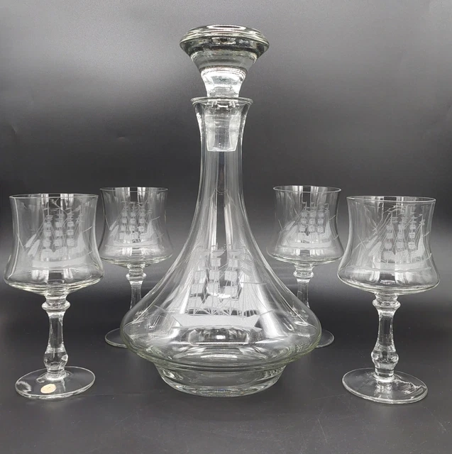 VINTAGE LEONARD CRYSTAL Queen's Award Handcrafted Etched Decanter Set w ...