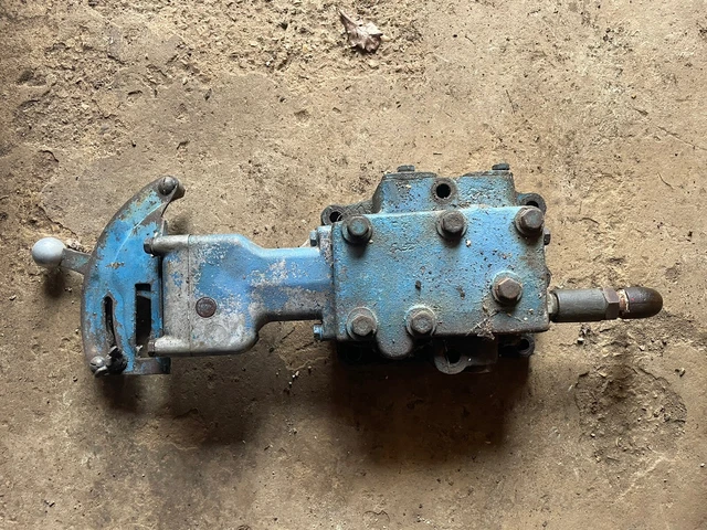FORDSON MAJOR HYDRAULIC spool block £89.99 - PicClick UK