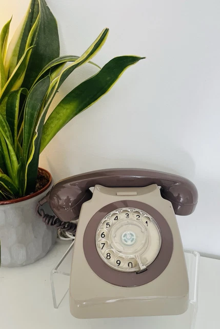 GPO 8746 ROTARY Dial Telephone Vintage 1970s Green Two Tone BT British ...