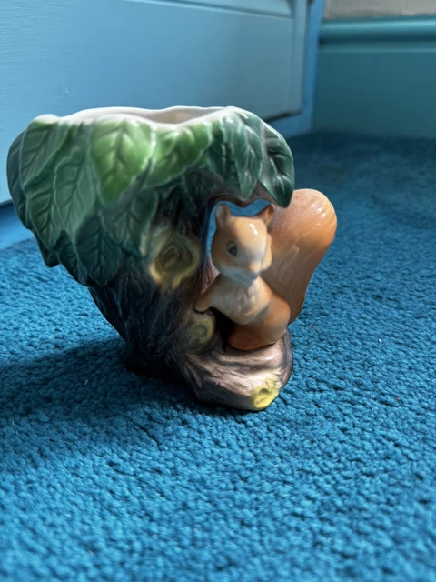 VINTAGE~HORNSEA POTTERY~FAUNA~SQUIRREL ON Tree Vase No 26 £8.00 - PicClick UK