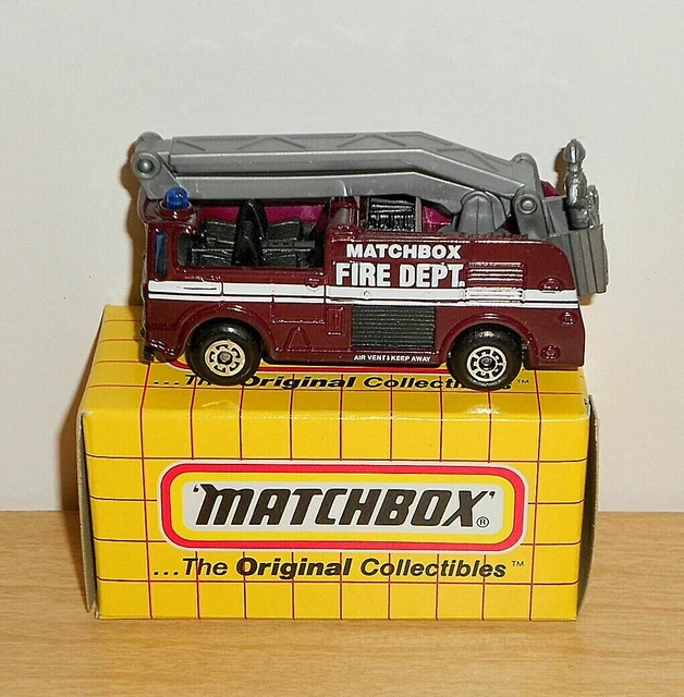 MATCHBOX #63 CAMION de pompiers snorkeling. échelle 1:64. NEUF état ...