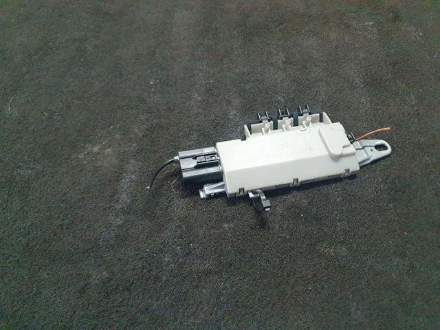 MERCEDES-BENZ E W211 A2113203089 Amplificateur d'antenne Bootlid 3.20 ...