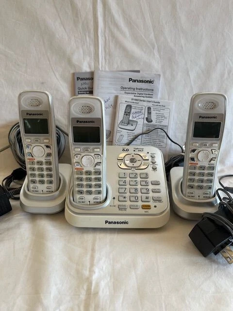 DIGITAL CORDLESS ANSWERING System w/ 3 handsets. Panasonic KX-TG9343 $55.79 - PicClick CA