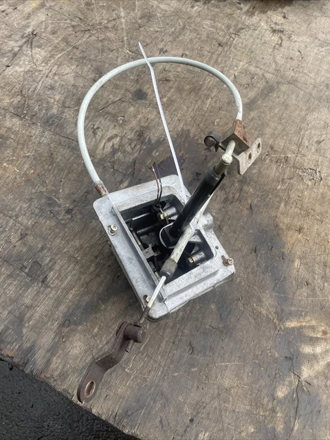 RANGE ROVER CLASSIC Gearbox Gear Selector Knob Auto Cable Ok £140.00 ...