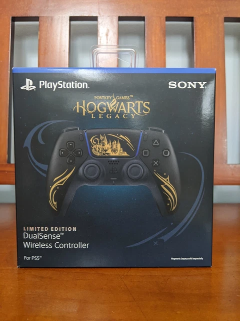 HOGWARTS LEGACY LIMITED Edition DualSense PS5 Controller. In hand ...