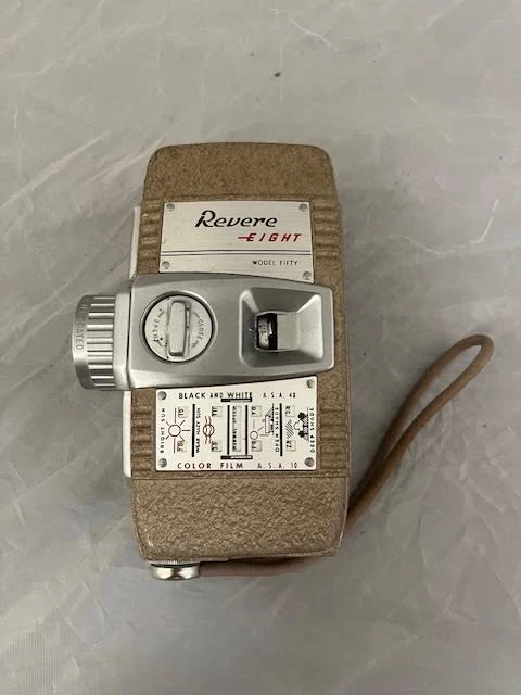 VINTAGE REVERE EIGHT 8 Model Fifty Movie Camera 8mm with Film in It ...