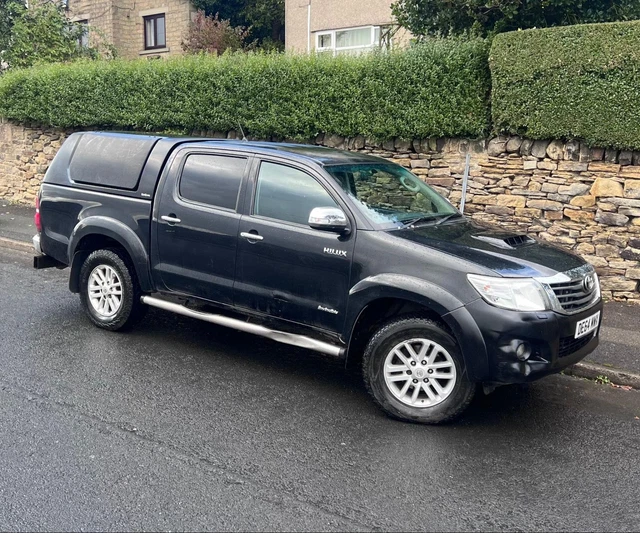 2014 TOYOTA HILUX Invincible Double Cab D/C D4-D Auto 4X4 Black £6,995. ...
