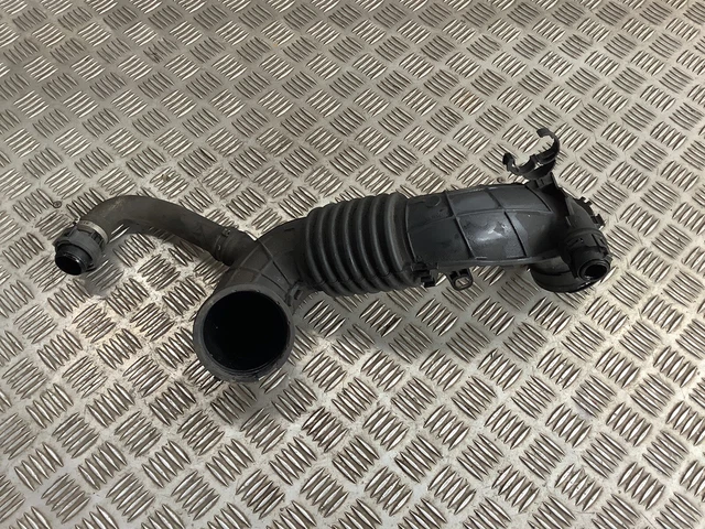 BMW 1 SERIES F20 F21 B37 Air Intake Pipe Hose 8513961 586509 £16.71 ...
