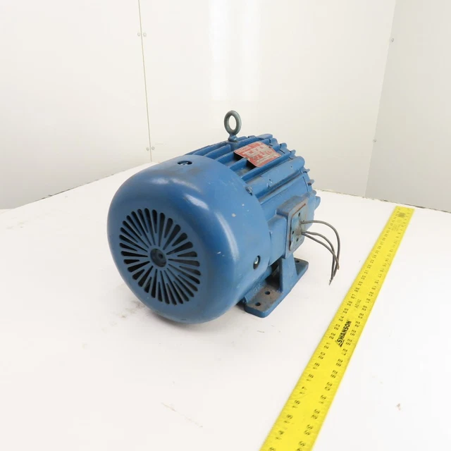 MOTEUR ÉLECTRIQUE AC Delco 2G2404 2CV 460V 3PH 1175RPM 3.7A Cadre 213 ...